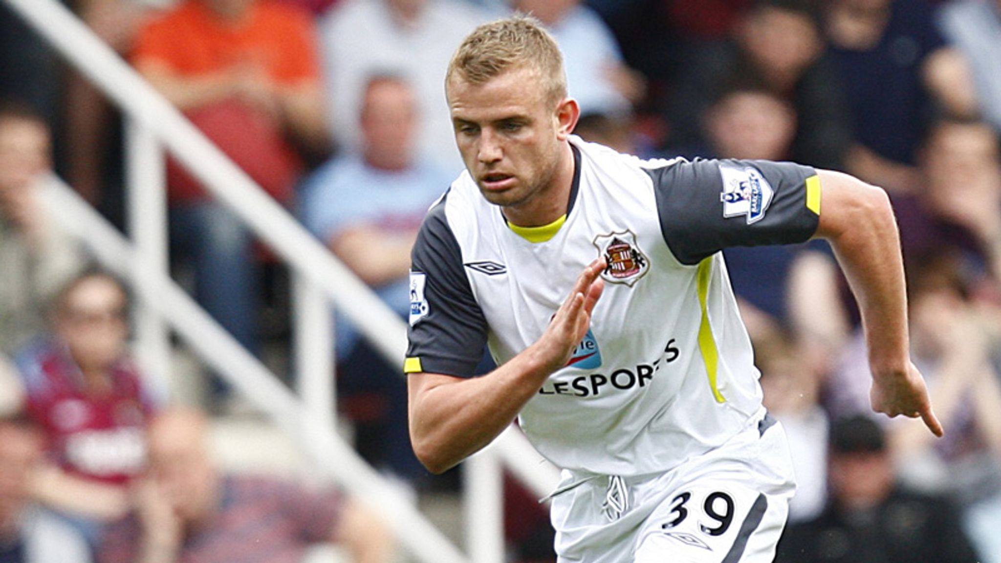 Cattermole blow for Black Cats | Football News | Sky Sports