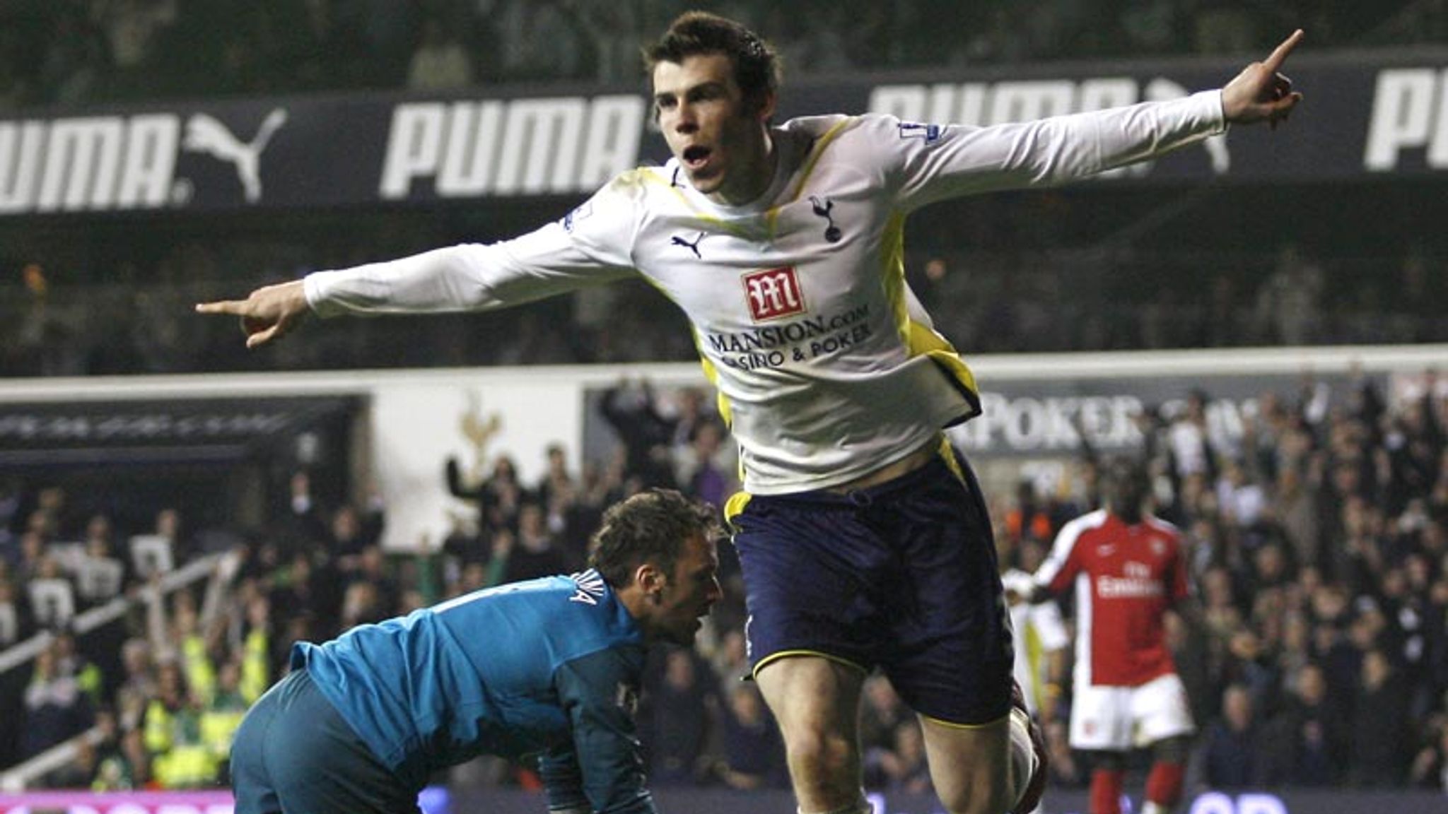 Bale signs new Spurs deal | Football News | Sky Sports