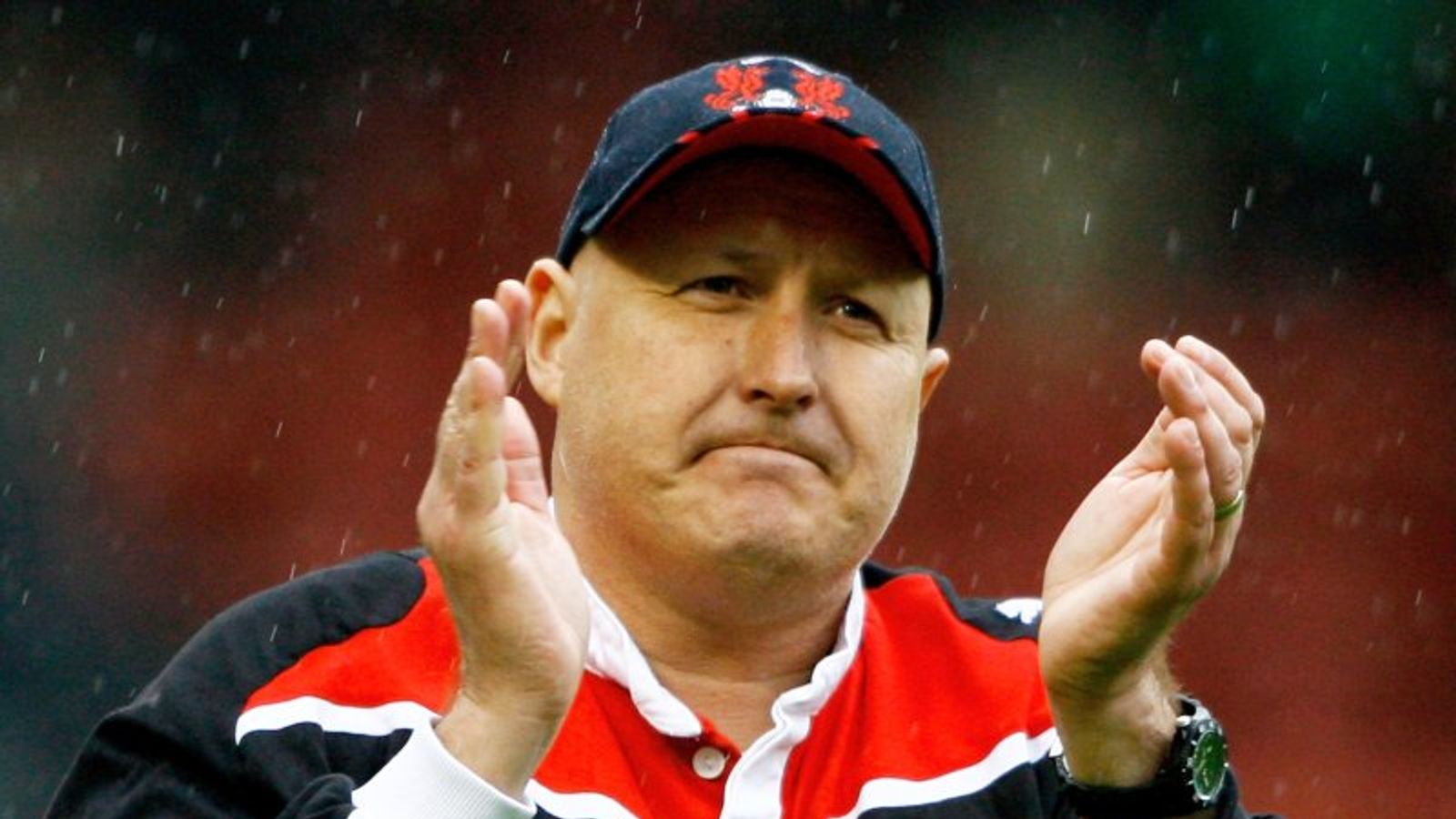 Slade - Midfielder en route | Football News | Sky Sports