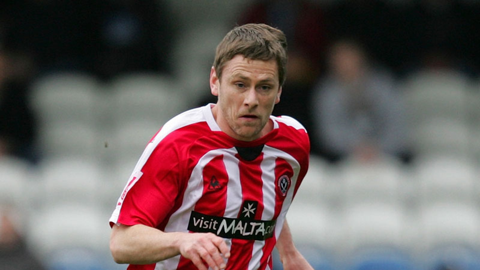 Terriers capture Naysmith | Football News | Sky Sports