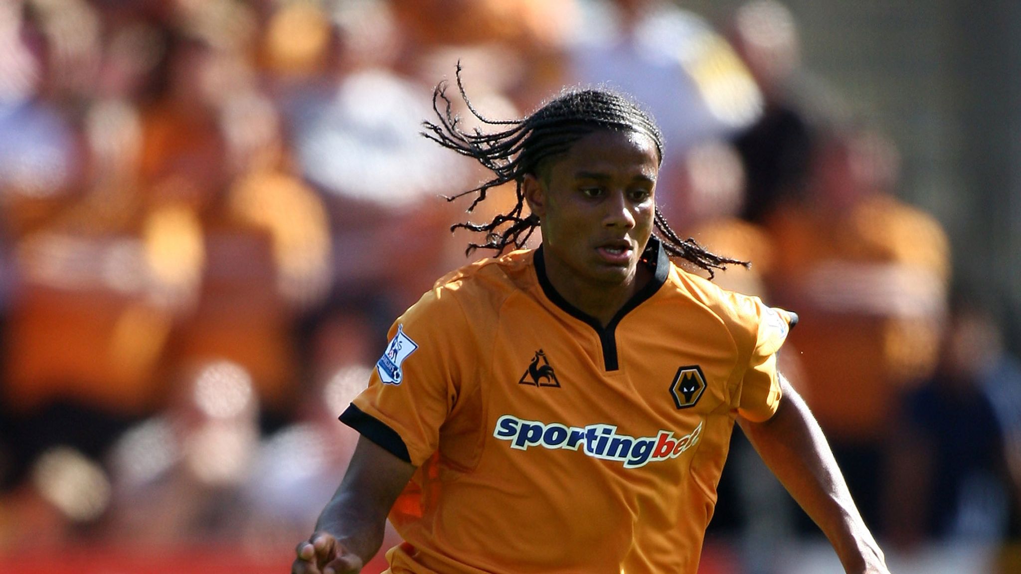 Wolves won't wait on Mancienne | Football News | Sky Sports