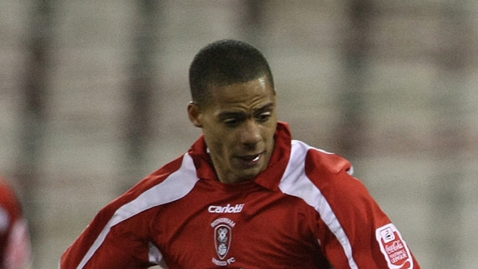 Marshall links up with Macc | Football News | Sky Sports