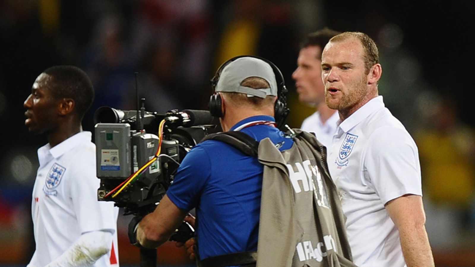 Rooney hits out as fans boo | Football News | Sky Sports