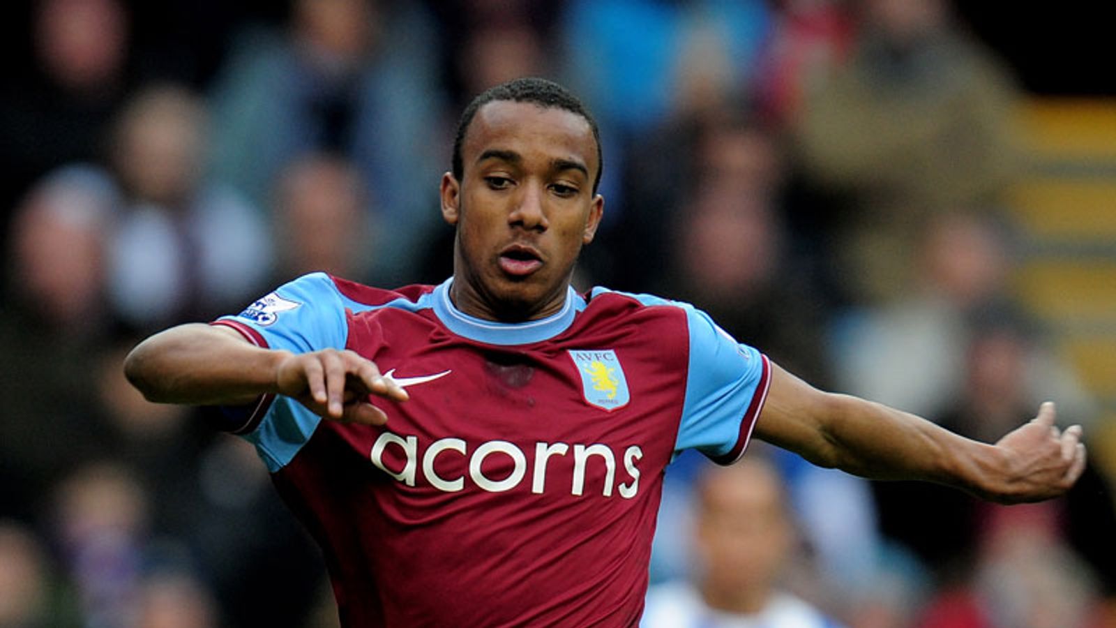 Delph set for new Villa deal | Football News | Sky Sports