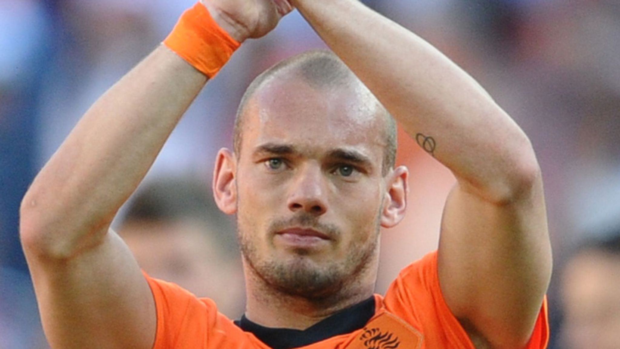 Sneijder - No row with RVP | Football News | Sky Sports