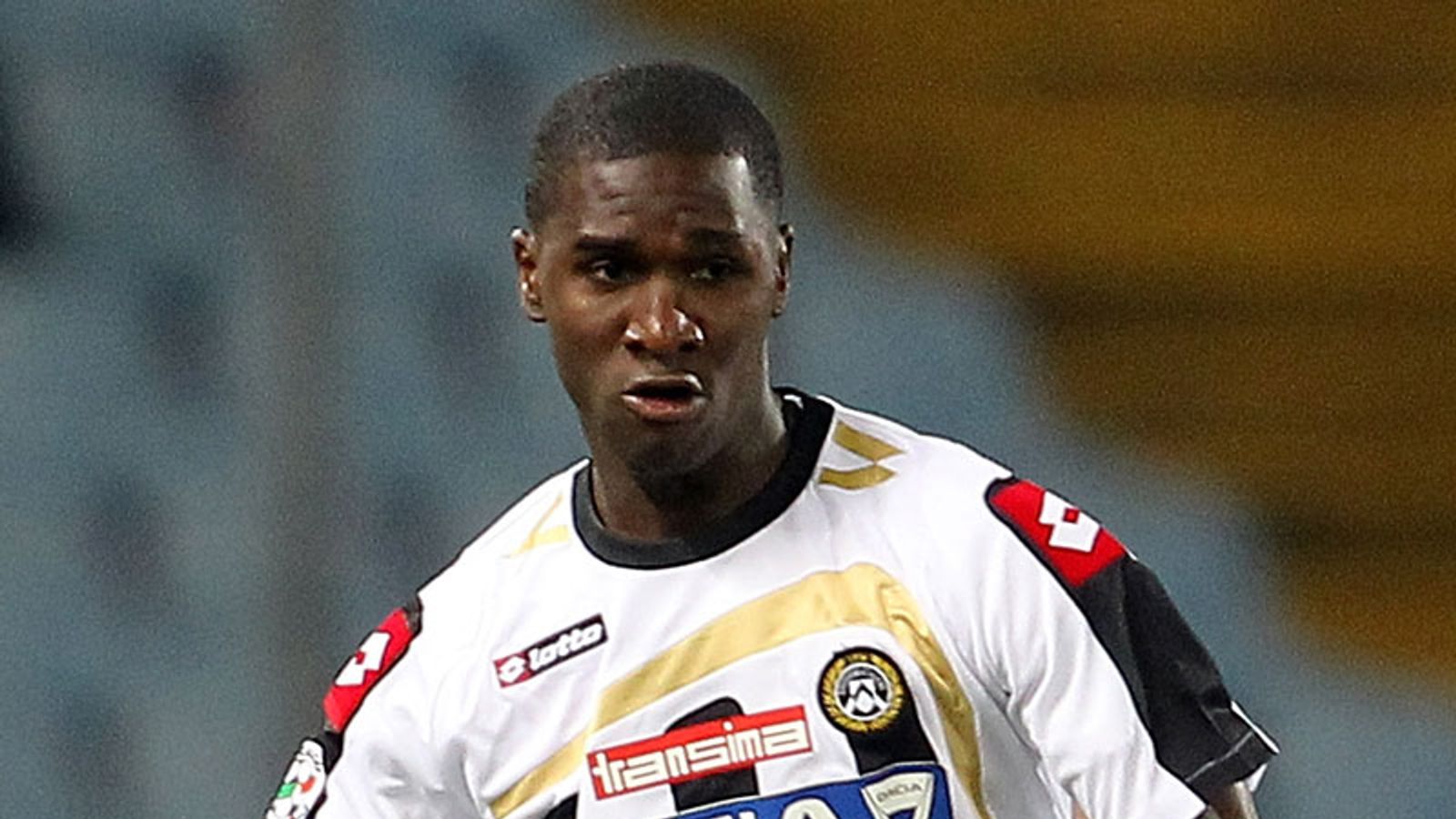 Liverpool move for Zapata | Football News | Sky Sports