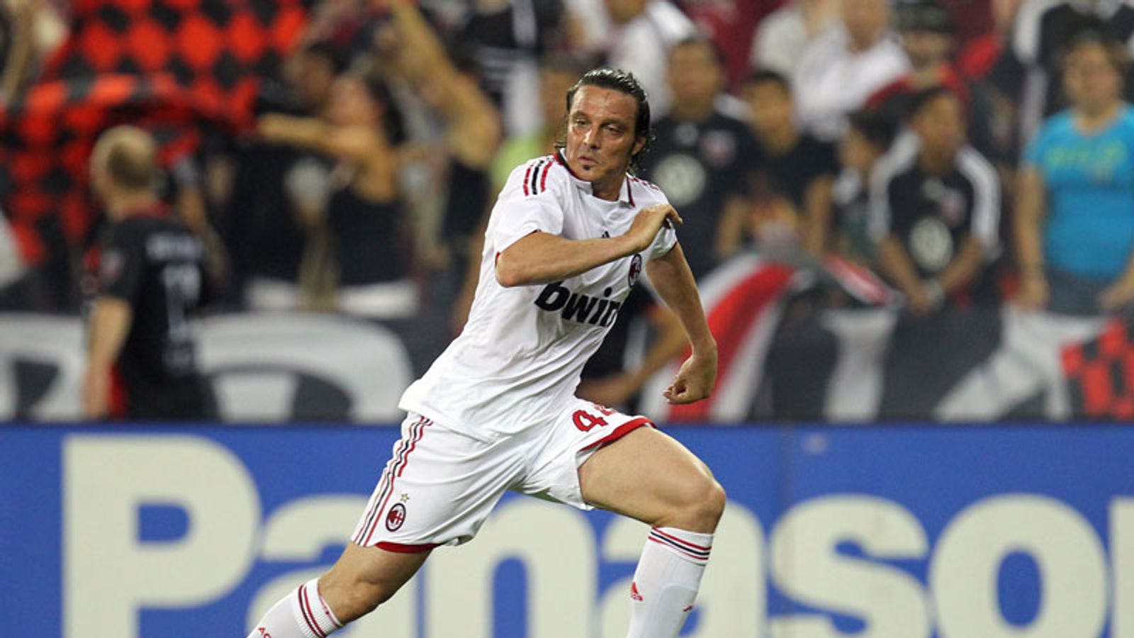 Oddo leaves Milan | Football News | Sky Sports