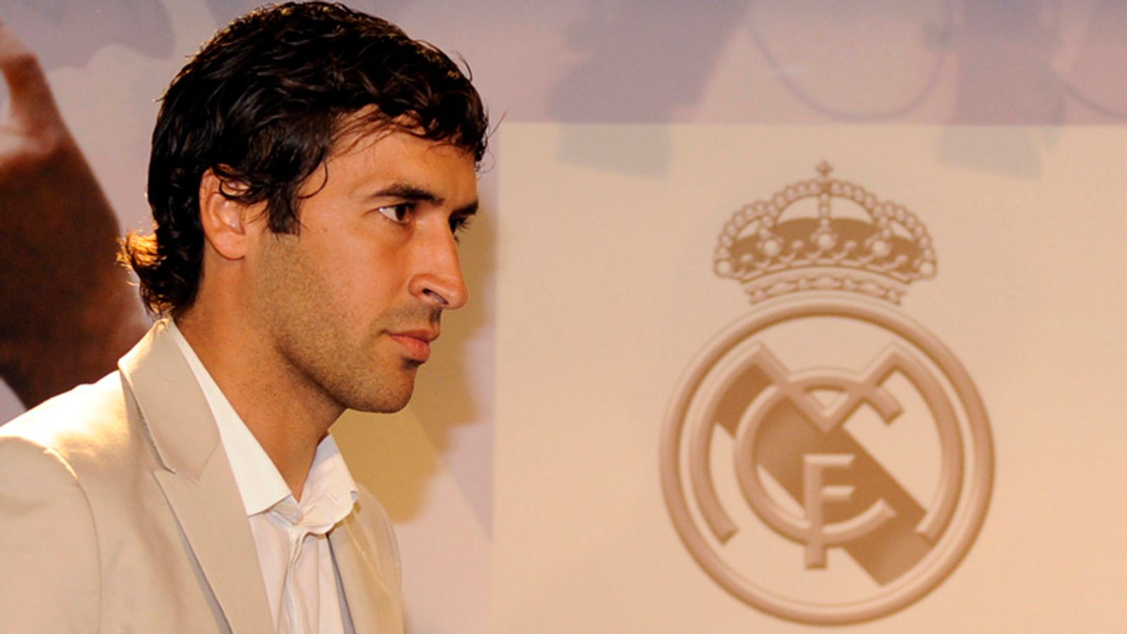 Raul leaves Real Madrid | Football News | Sky Sports