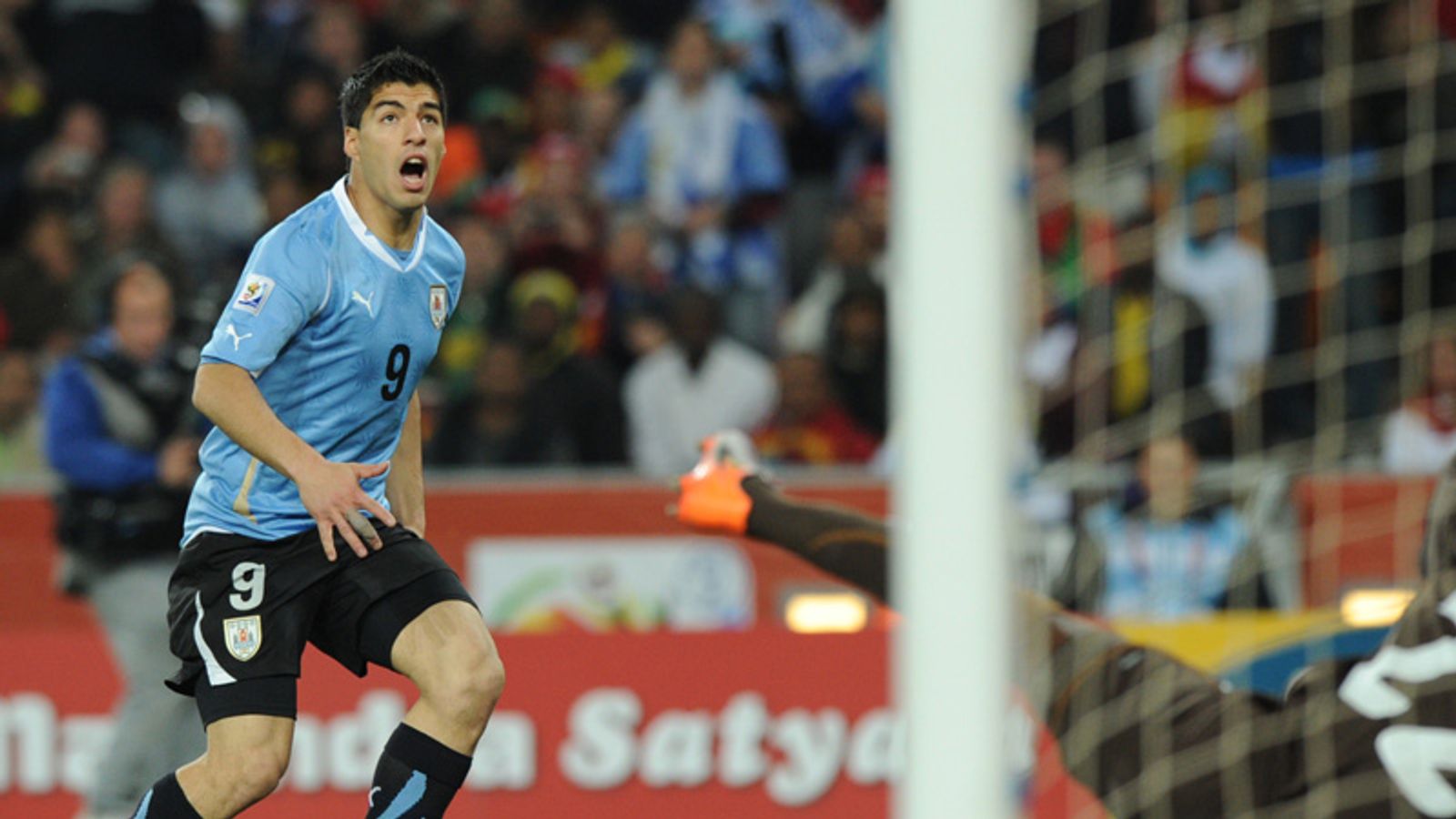 Suarez wants PL move | Football News | Sky Sports