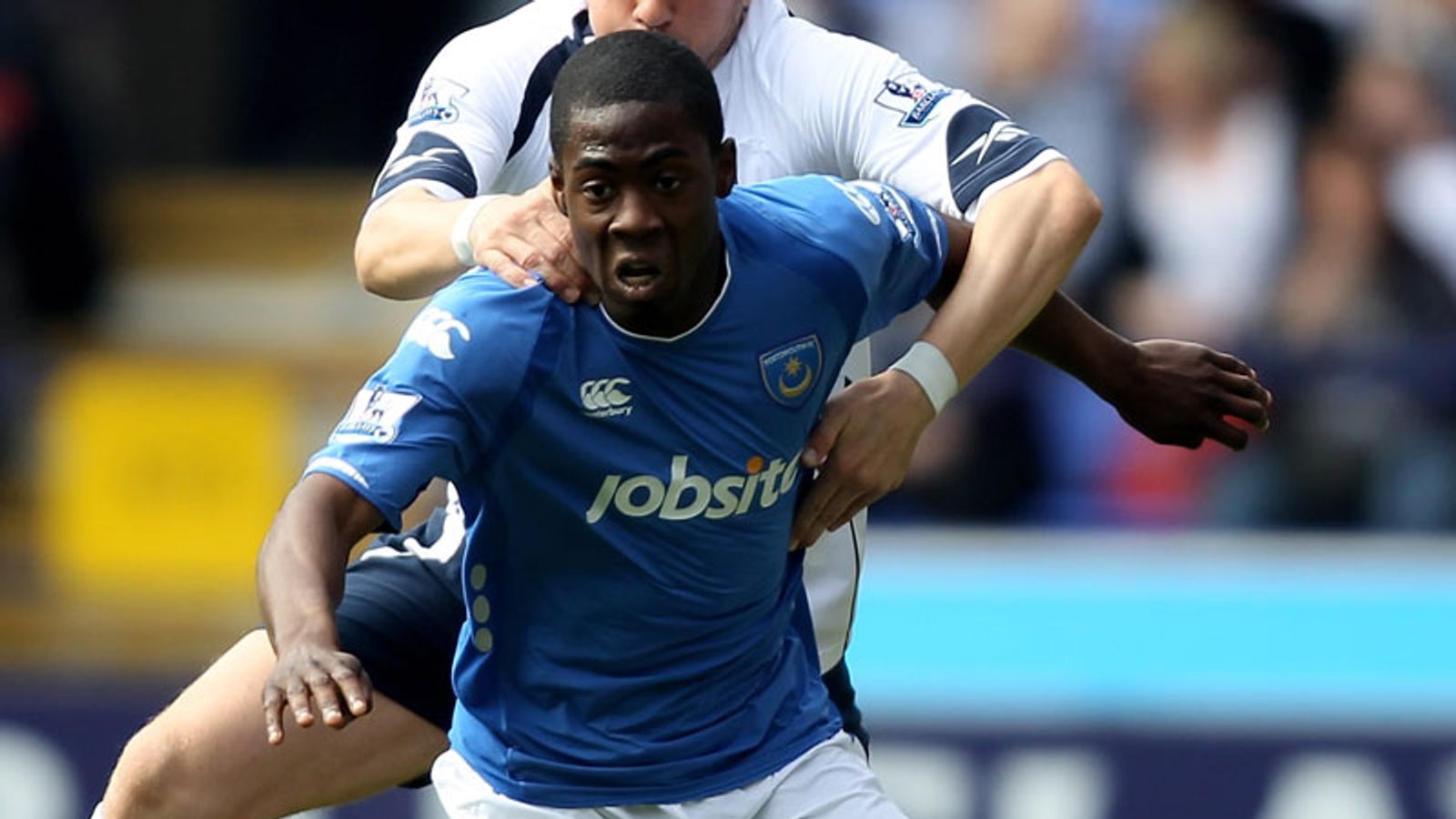 Sowah seals Hamburg switch | Football News | Sky Sports