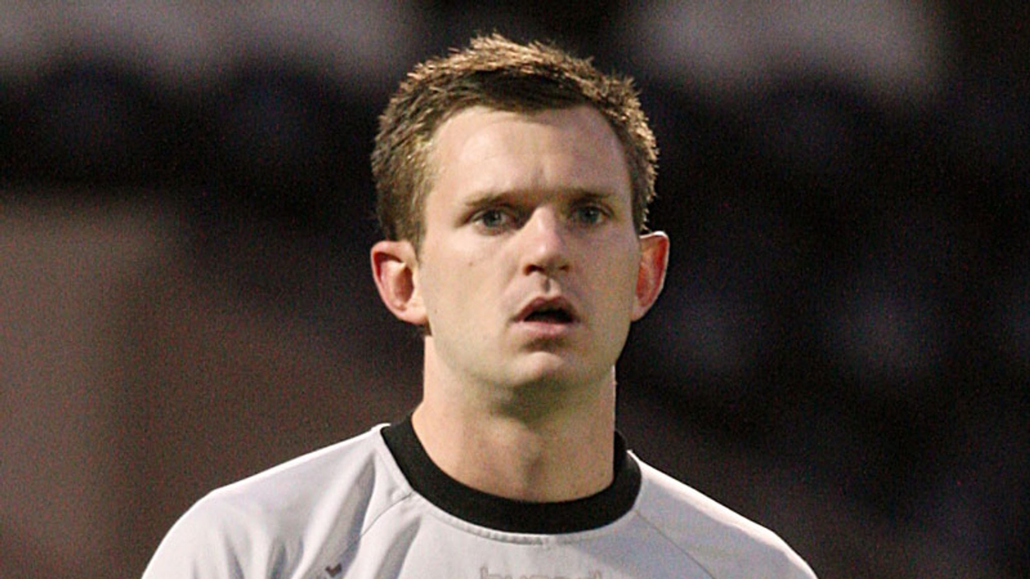 Holloway waits on Howard | Football News | Sky Sports