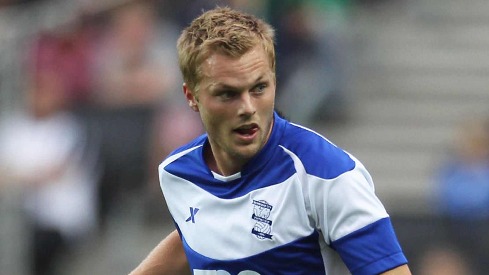 Toon make Larsson move | Football News | Sky Sports