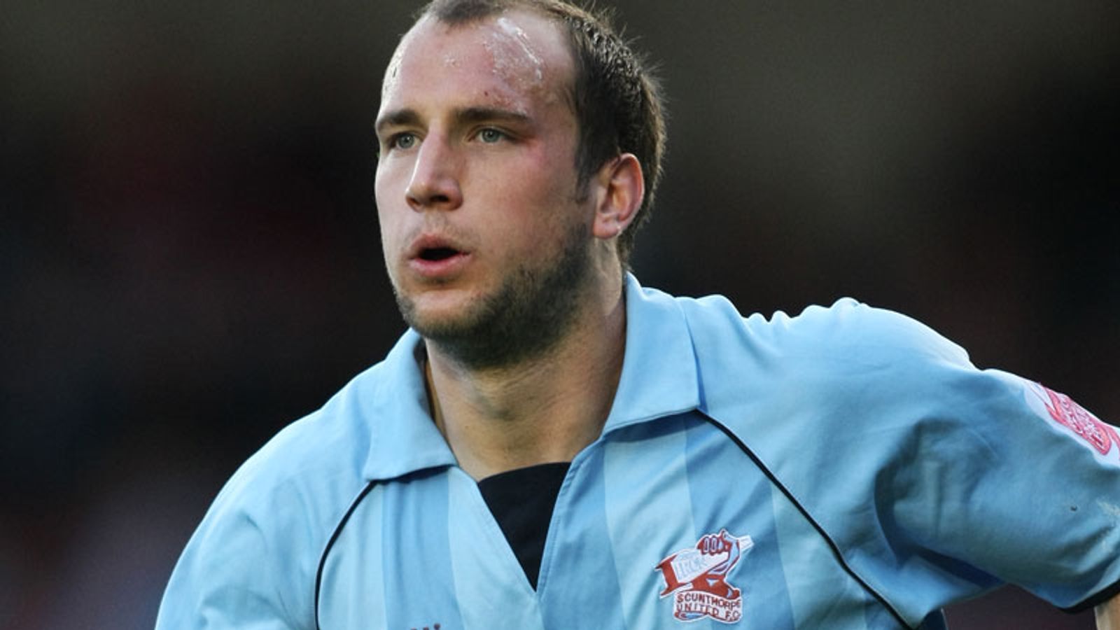 Iron win to close gap on Palace | Football News | Sky Sports