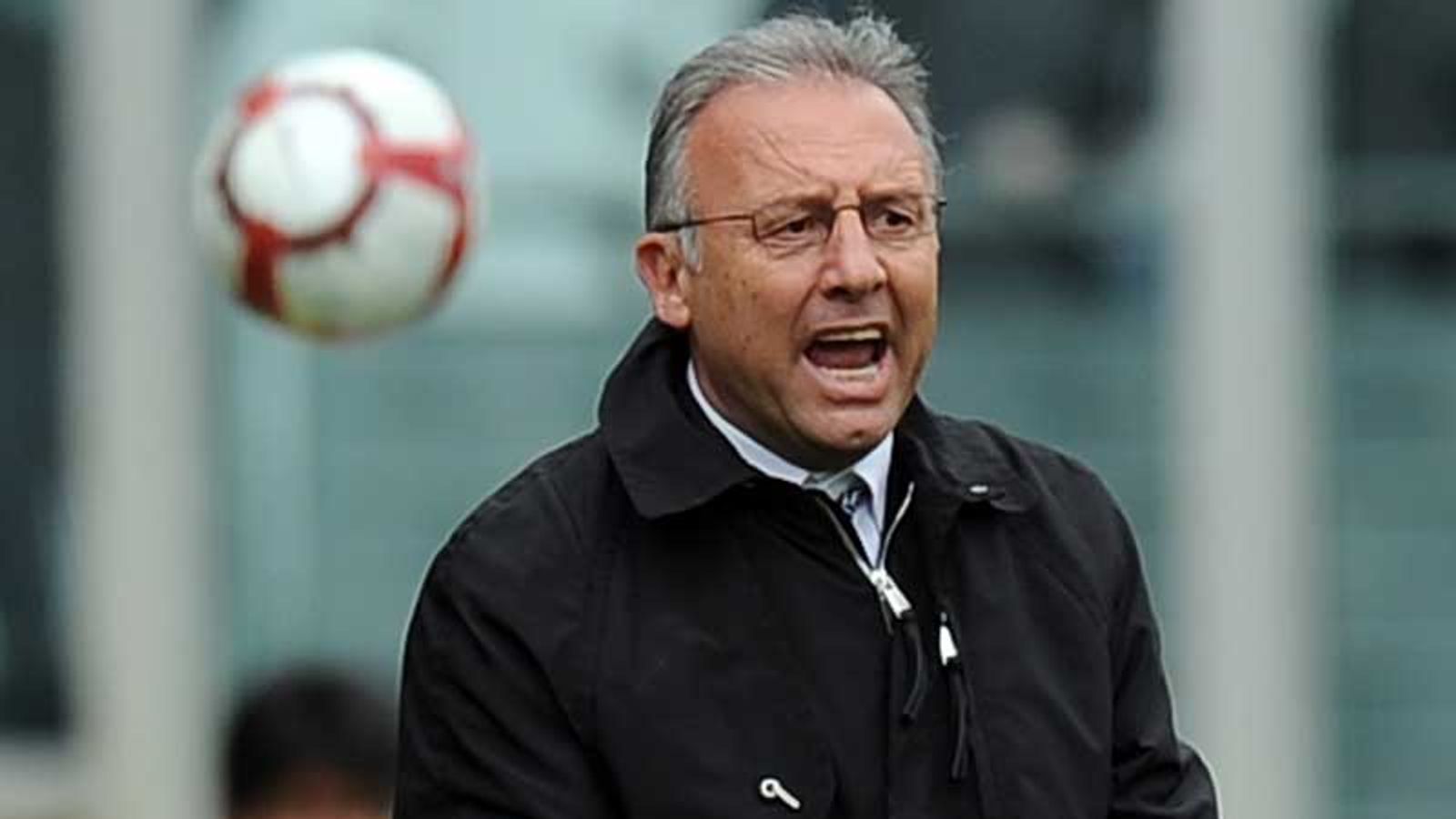 Zaccheroni lands new deal | Football News | Sky Sports