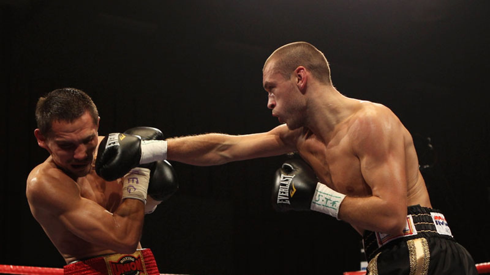 Solid defence for Murray | Boxing News | Sky Sports