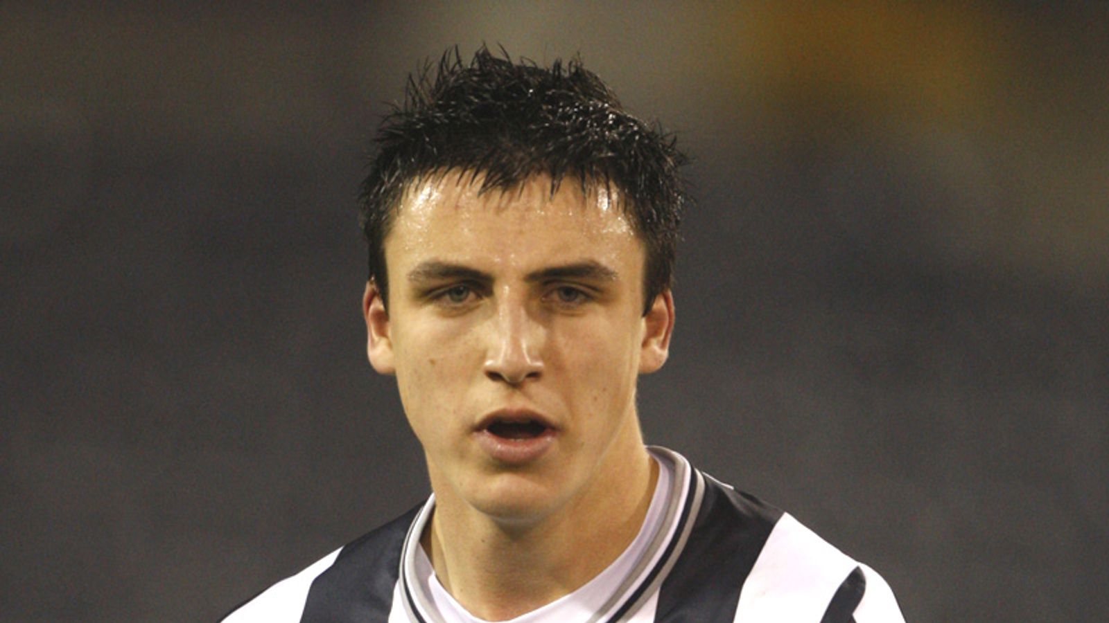 Pompey extend Thorne loan | Football News | Sky Sports