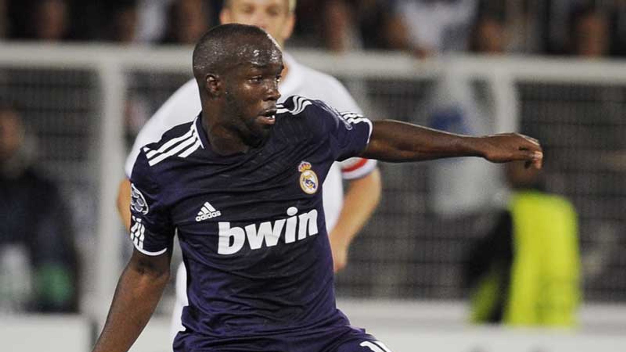 Spurs continue Diarra talks | Football News | Sky Sports