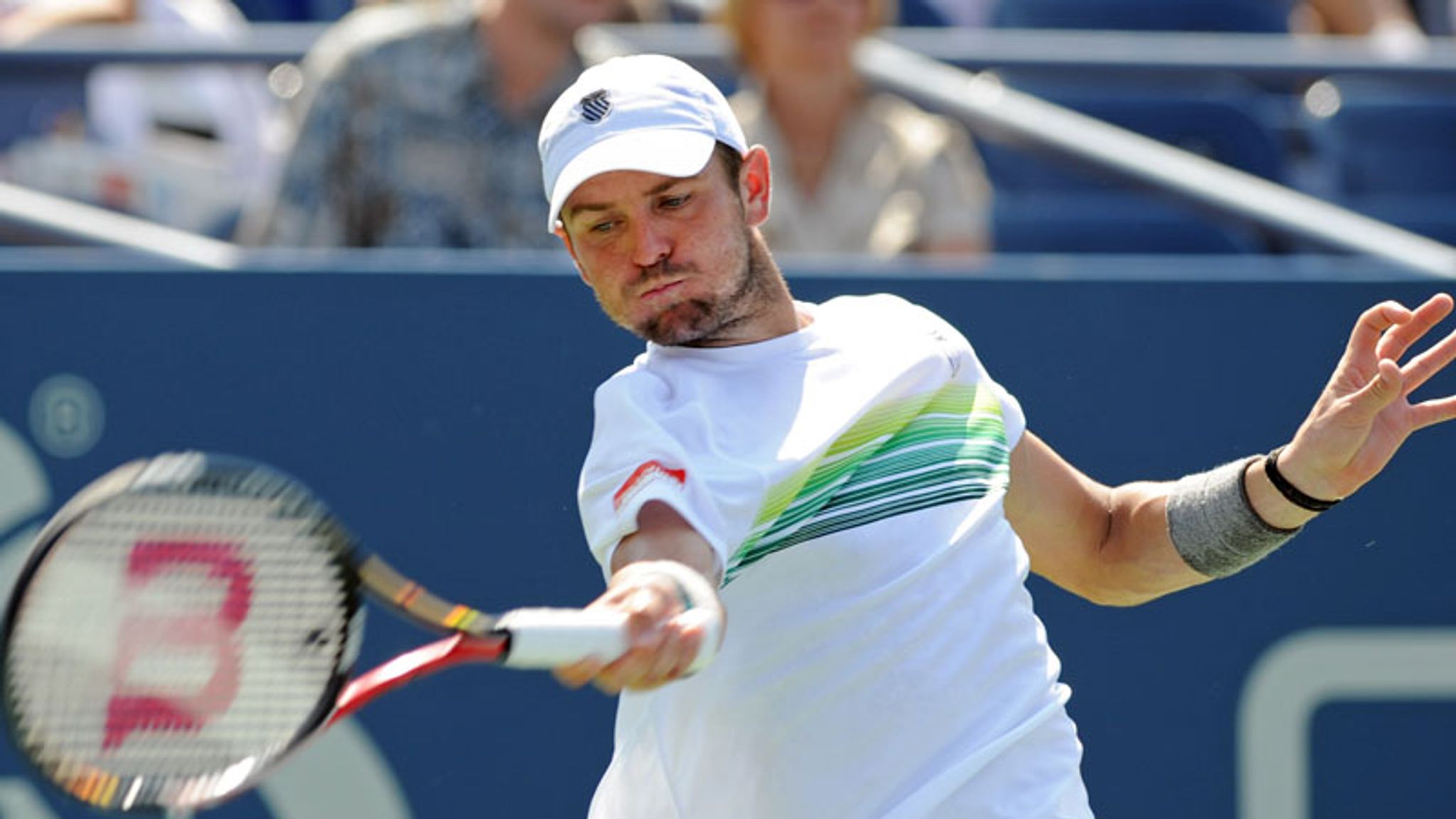 Fish catches out Phau | Tennis News | Sky Sports