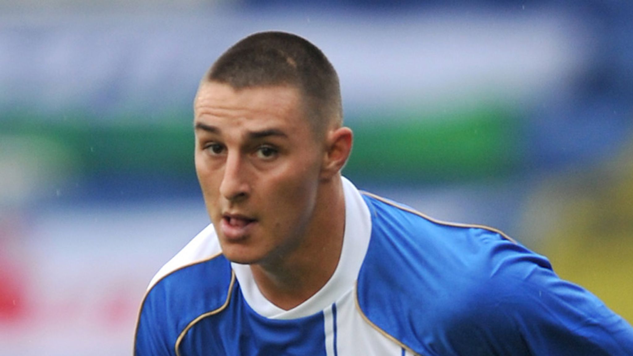 Ainsworth adds Latics defender | Football News | Sky Sports