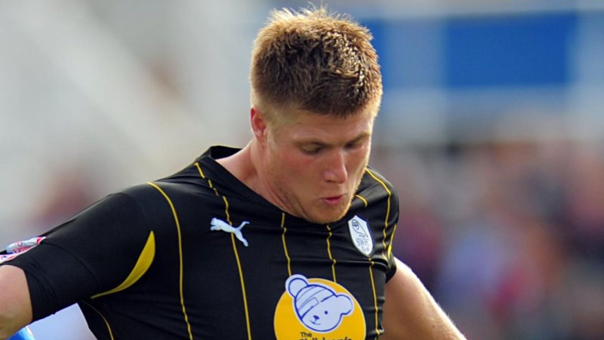 Wednesday win relegates Robins | Football News | Sky Sports