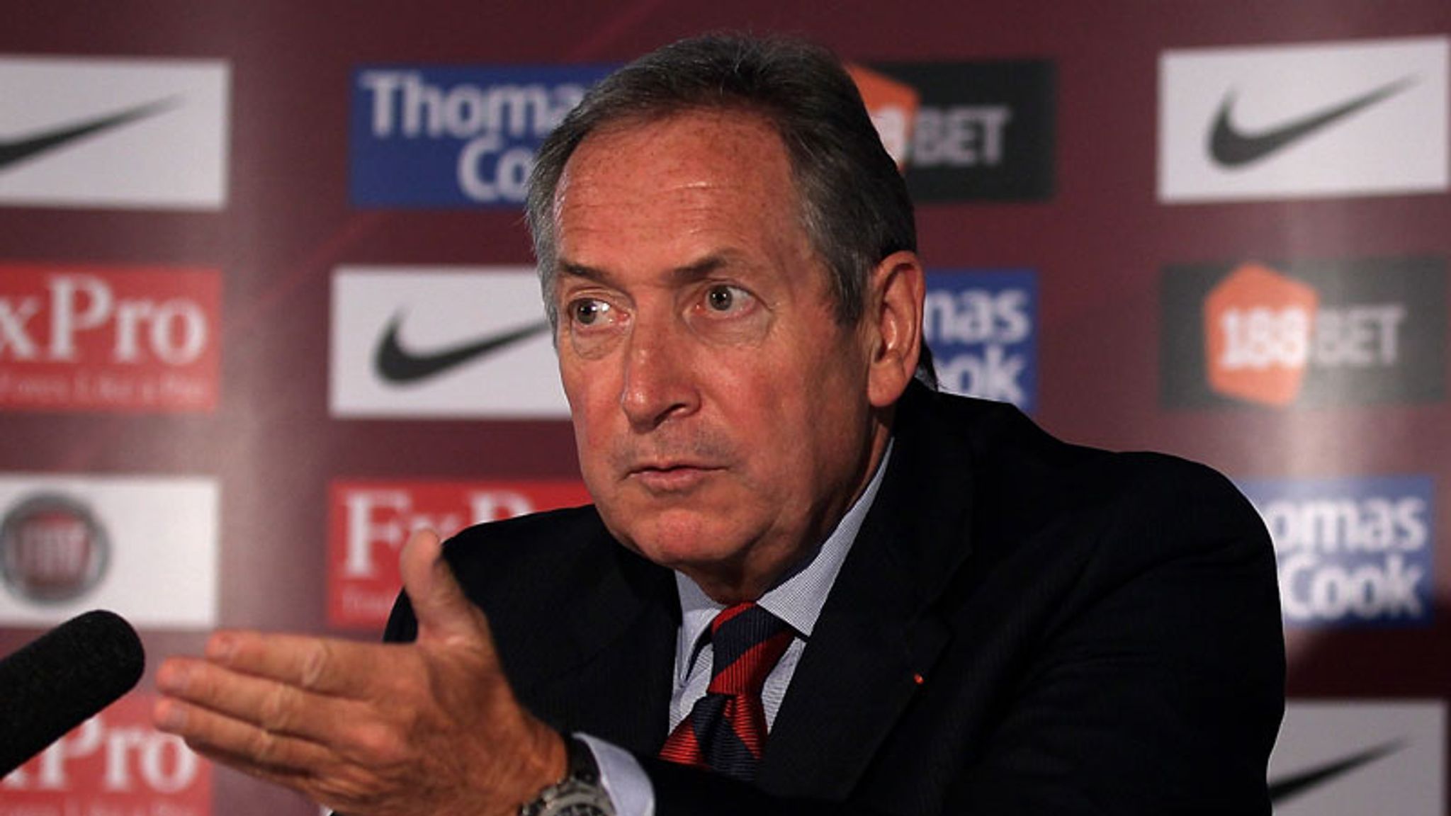 Houllier questions Bosman rule | Football News | Sky Sports
