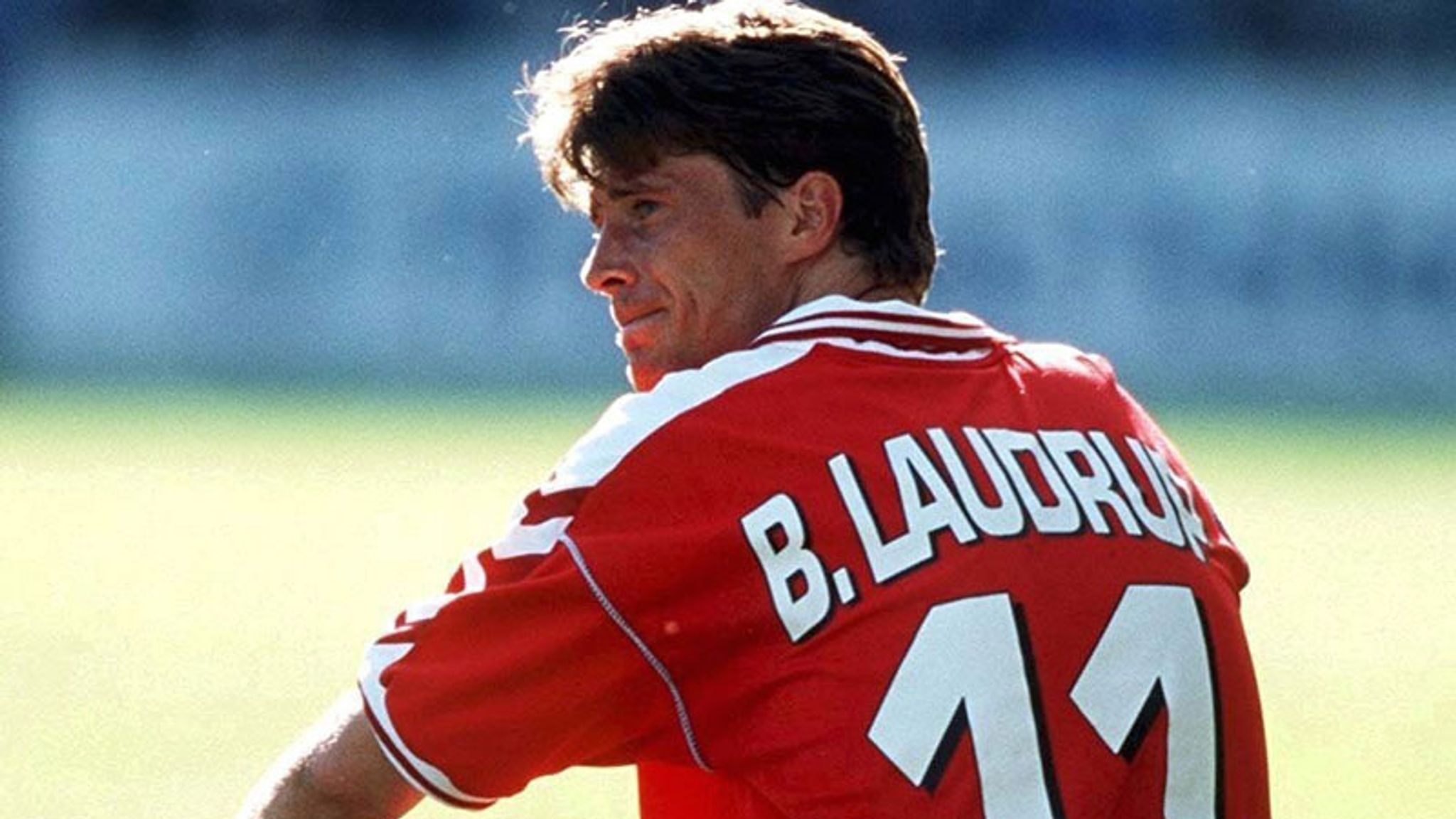 Laudrup aiming to beat cancer | Football News | Sky Sports