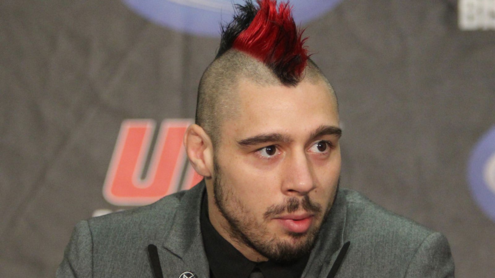 Hardy stunned on home soil | Sky Sports