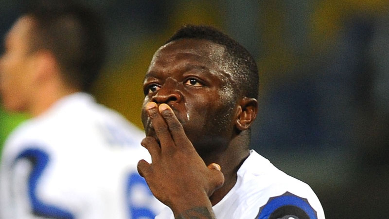 Muntari seals Inter win | Football News | Sky Sports