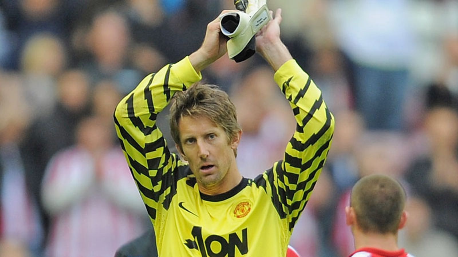 Utd to offer Van der Sar a role | Football News | Sky Sports