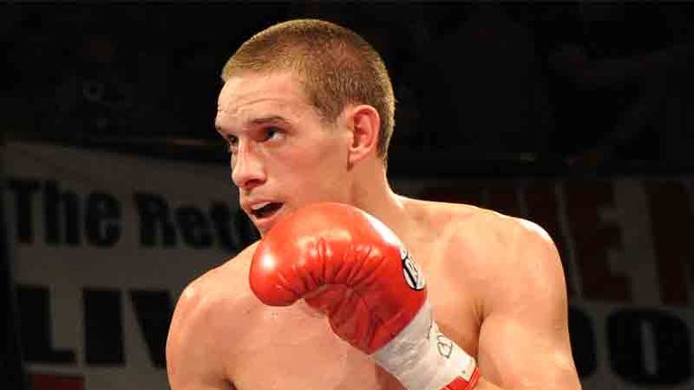 Walsh defends title | Boxing News | Sky Sports