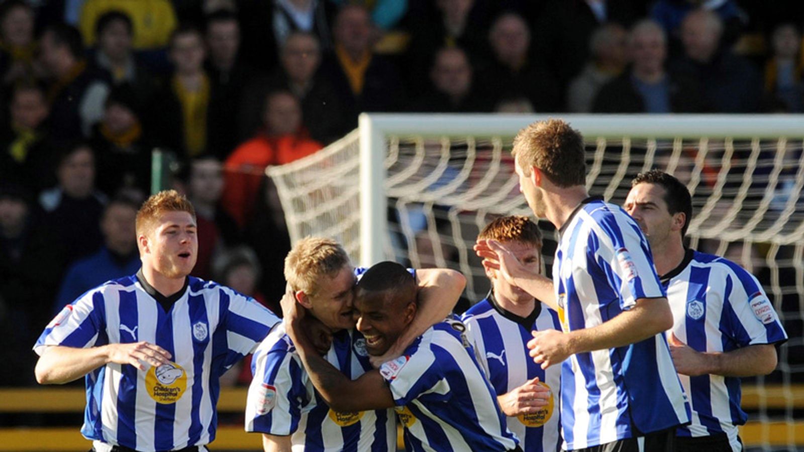 Duo strike as Owls down Dale | Football News | Sky Sports