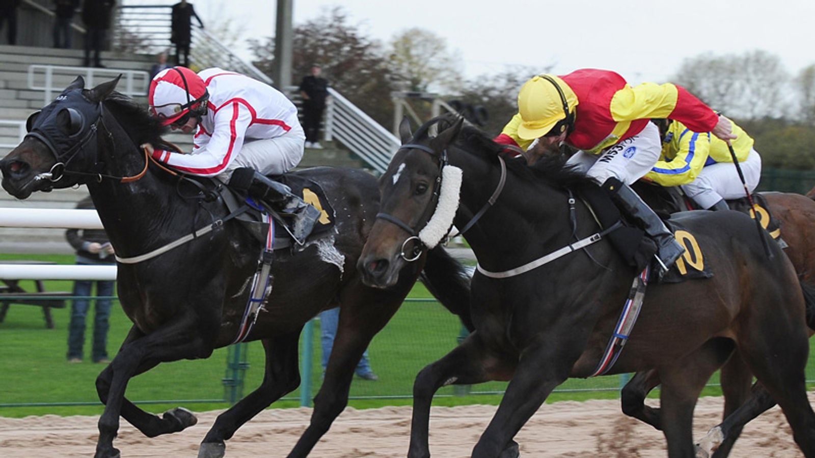 Hanagan leads by two | Racing News | Sky Sports