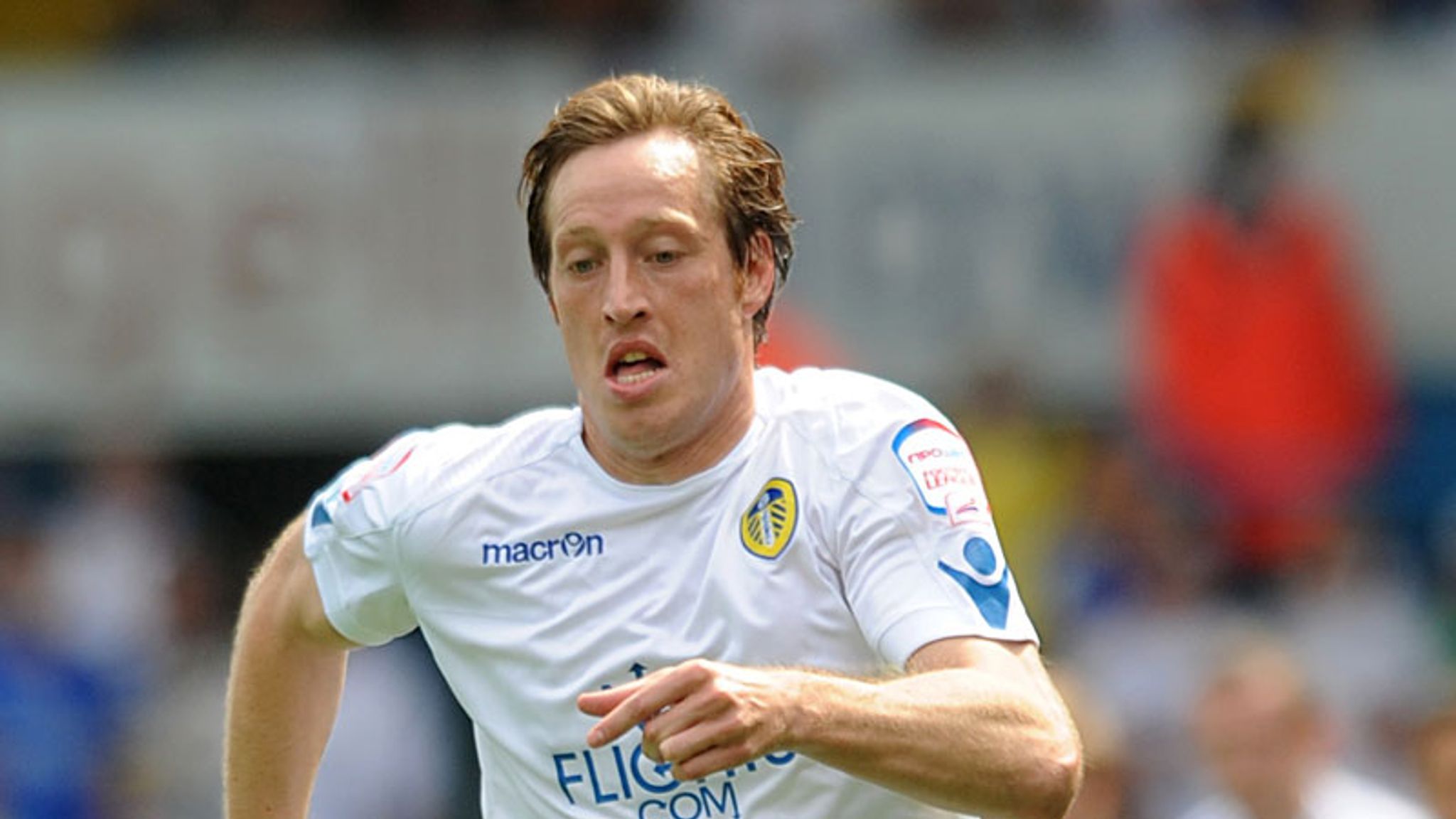 Becchio eyes Leeds stay | Football News | Sky Sports