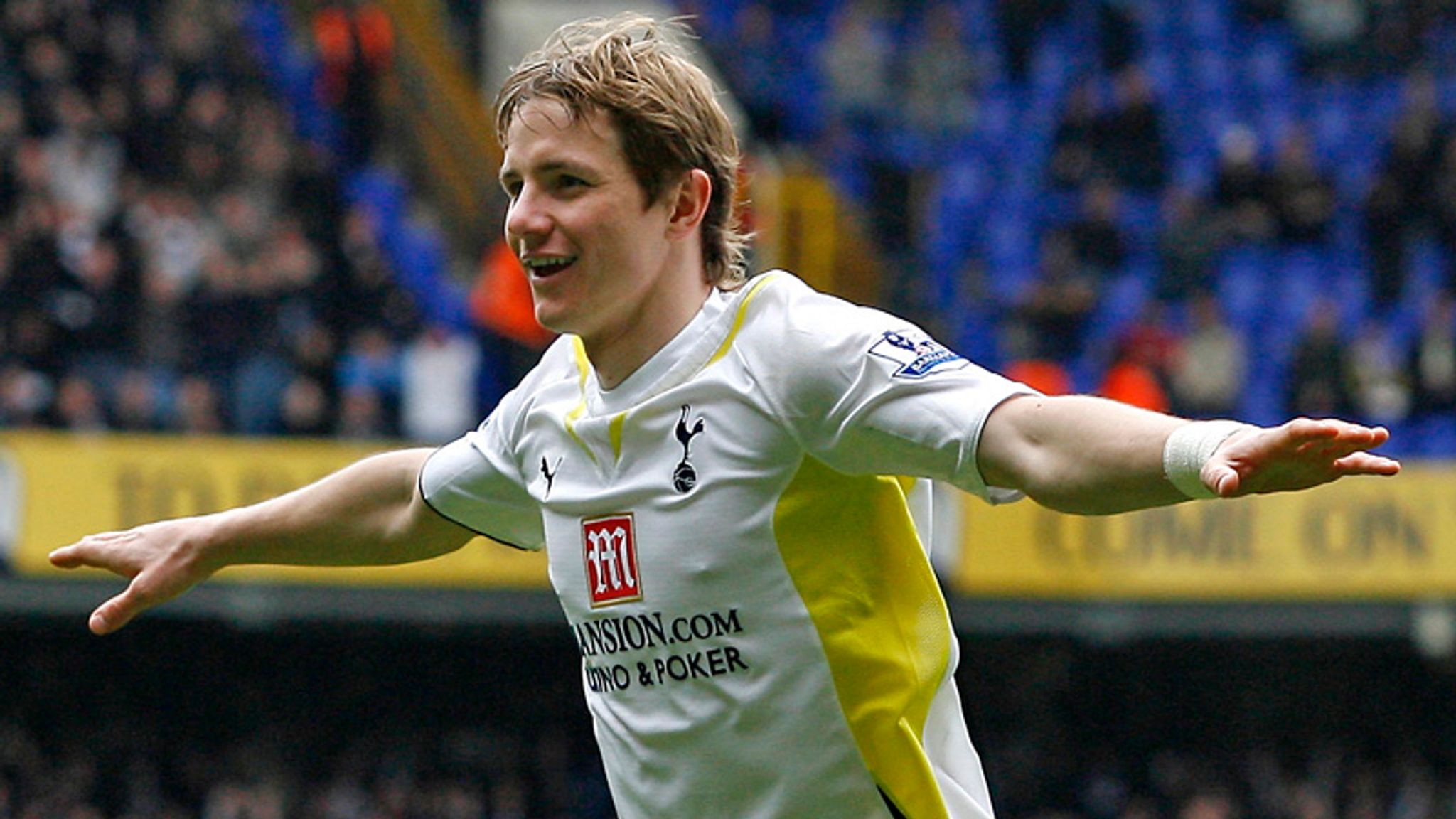 Pav holds Spurs contract talks | Football News | Sky Sports