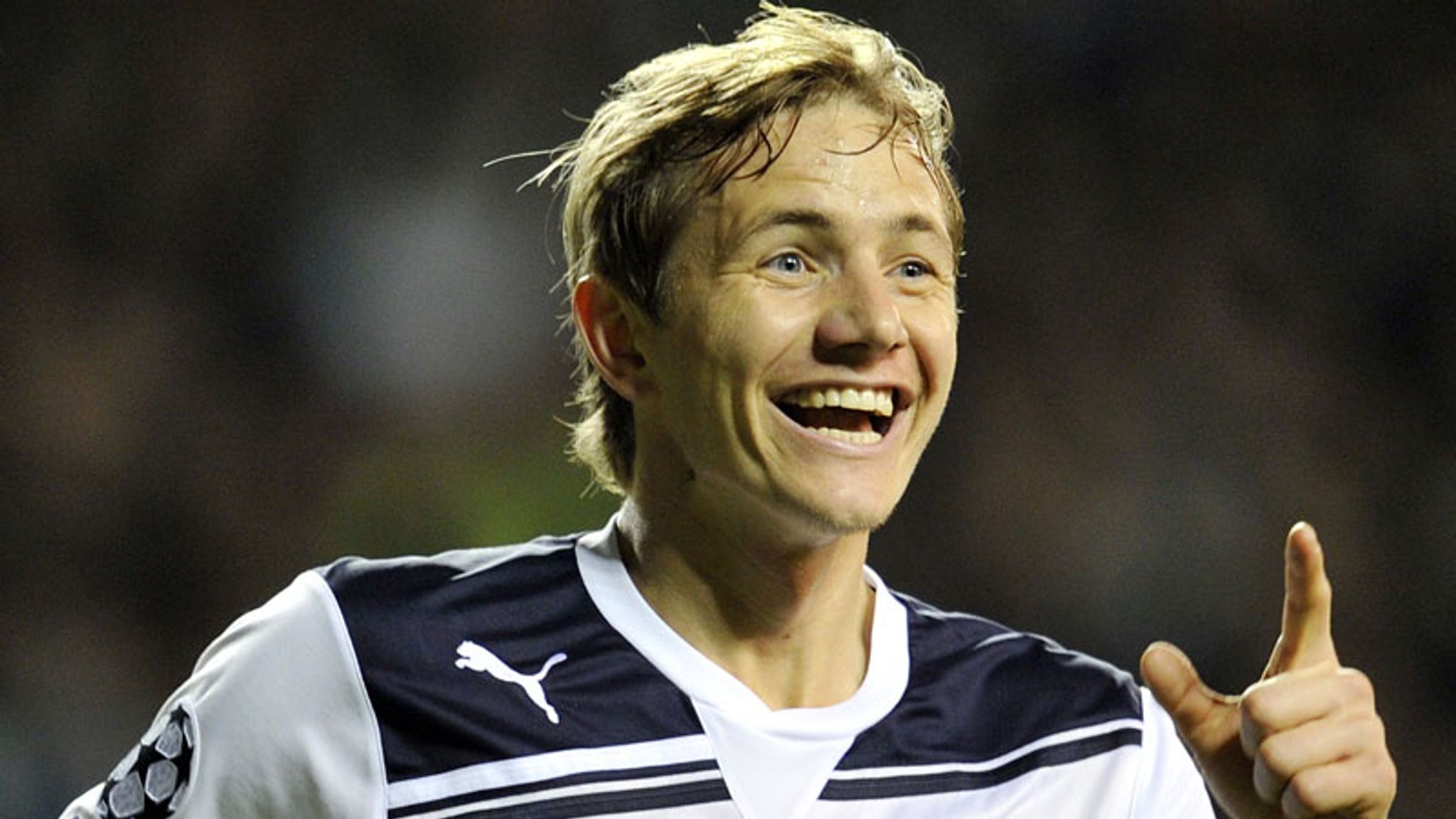 Pavlyuchenko in fitness race | Football News | Sky Sports