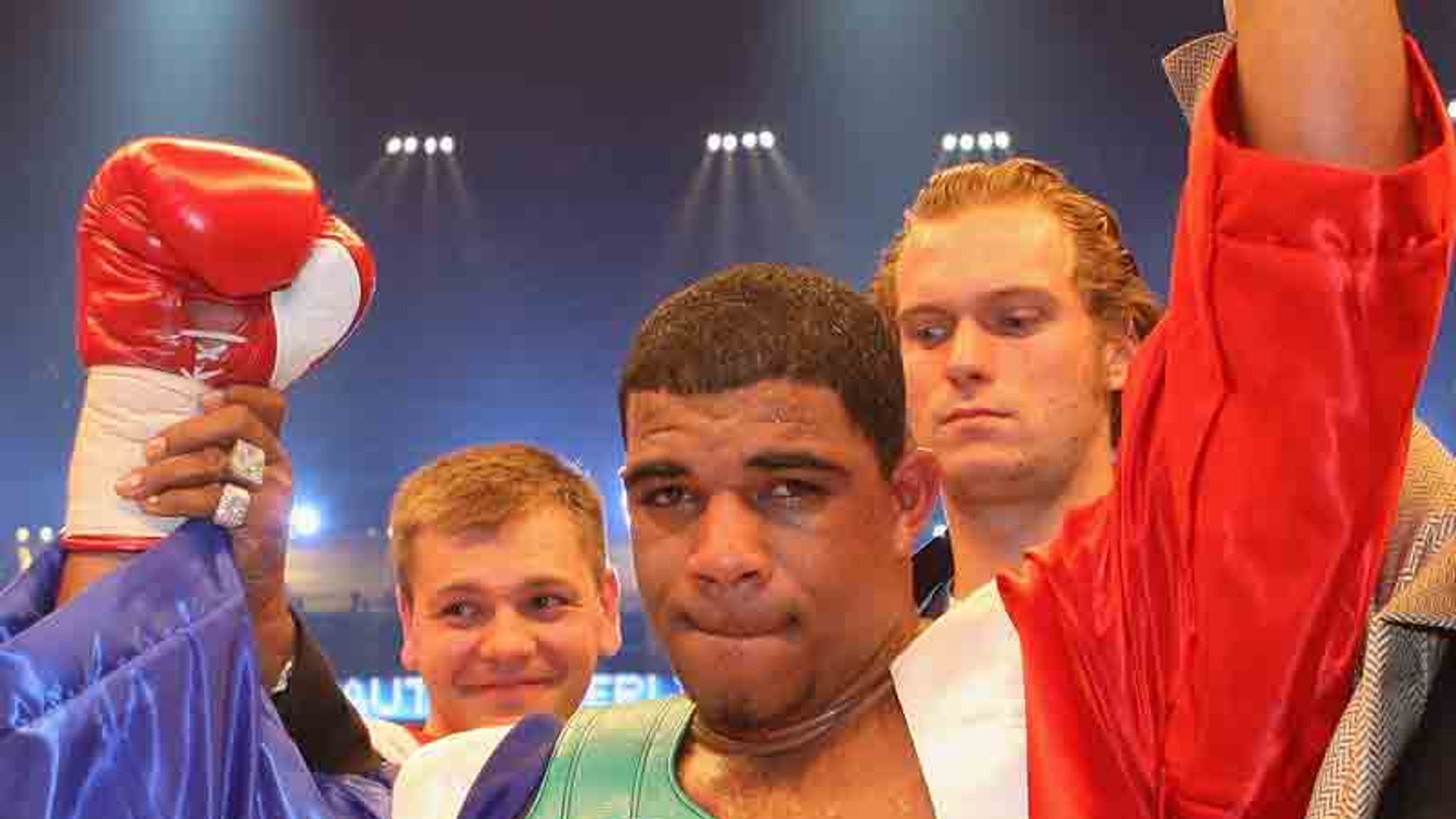 Solis, Austin given guarantee | Boxing News | Sky Sports