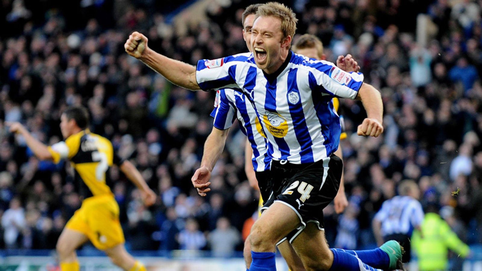 Sedgwick at the double for Owls | Football News | Sky Sports