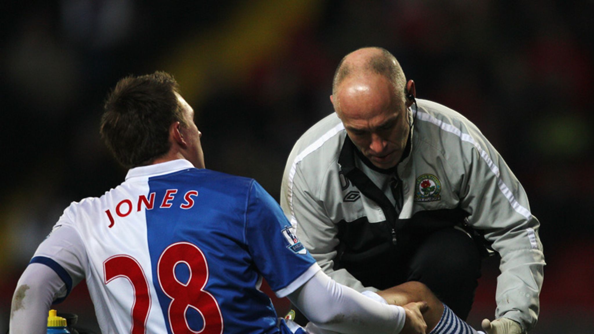 Jones to have surgery | Football News | Sky Sports