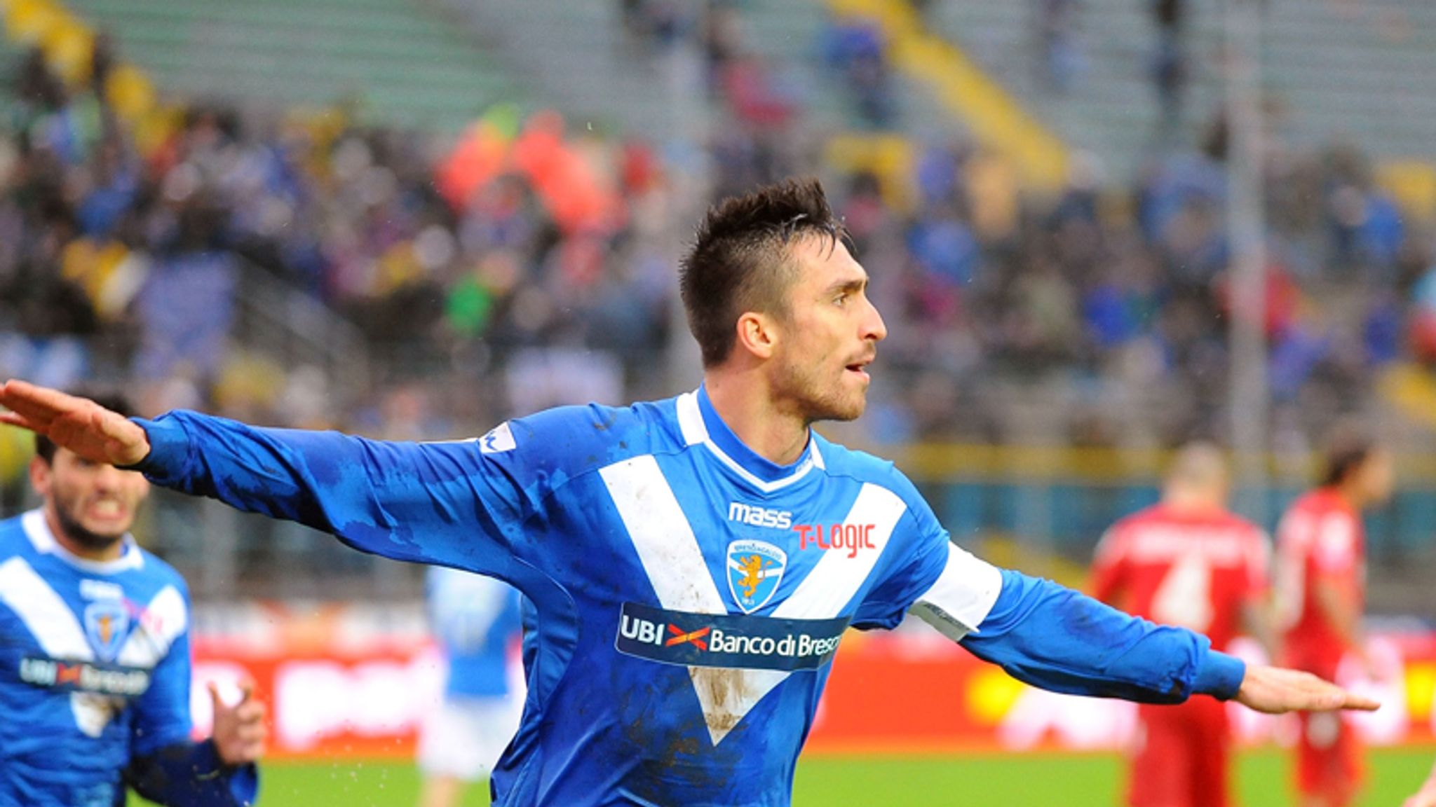 Caracciolo joins Novara | Football News | Sky Sports