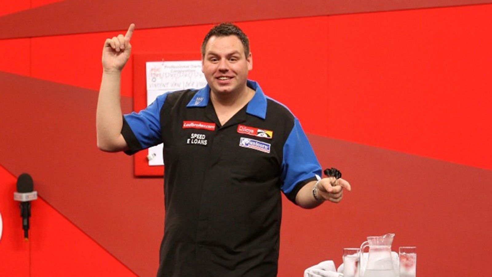 Nine-dart Lewis hits Jackpot | News News | Sky Sports