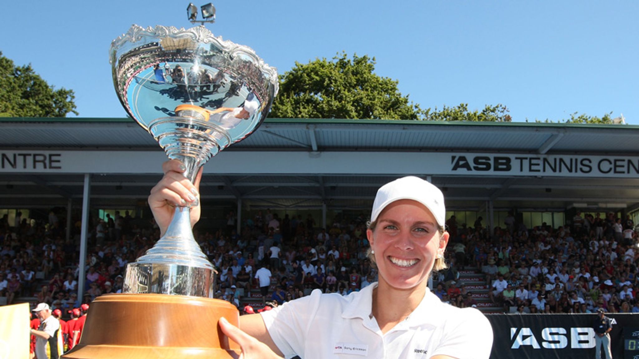 Arn triumphs in Auckland | Tennis News | Sky Sports