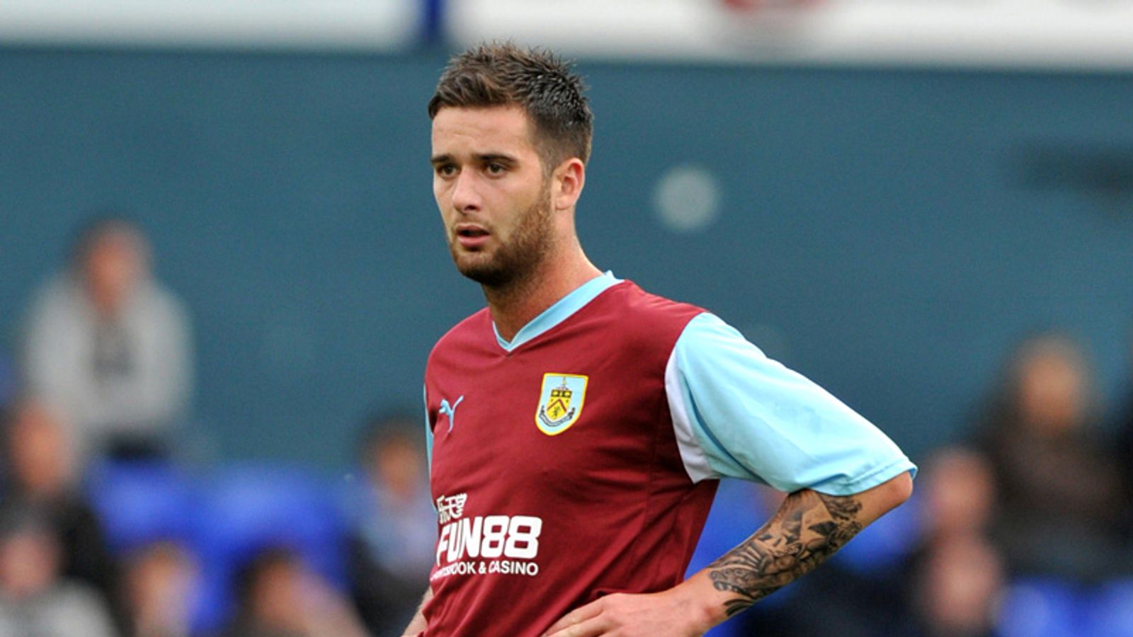 Fresh deal for Edgar | Football News | Sky Sports