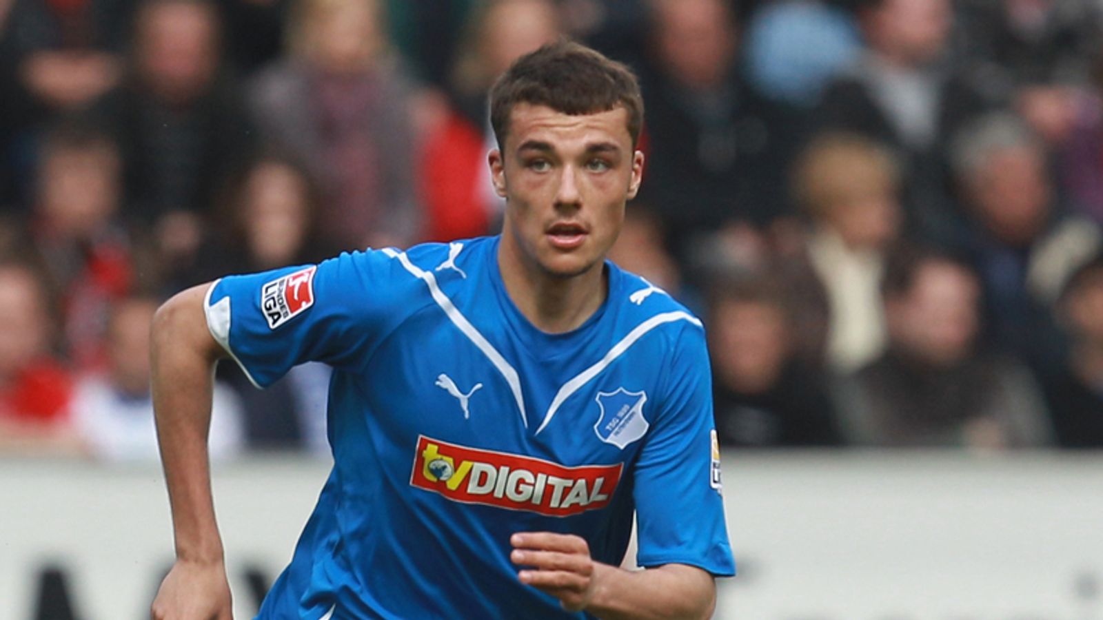Gulde pens contract extension | Football News | Sky Sports
