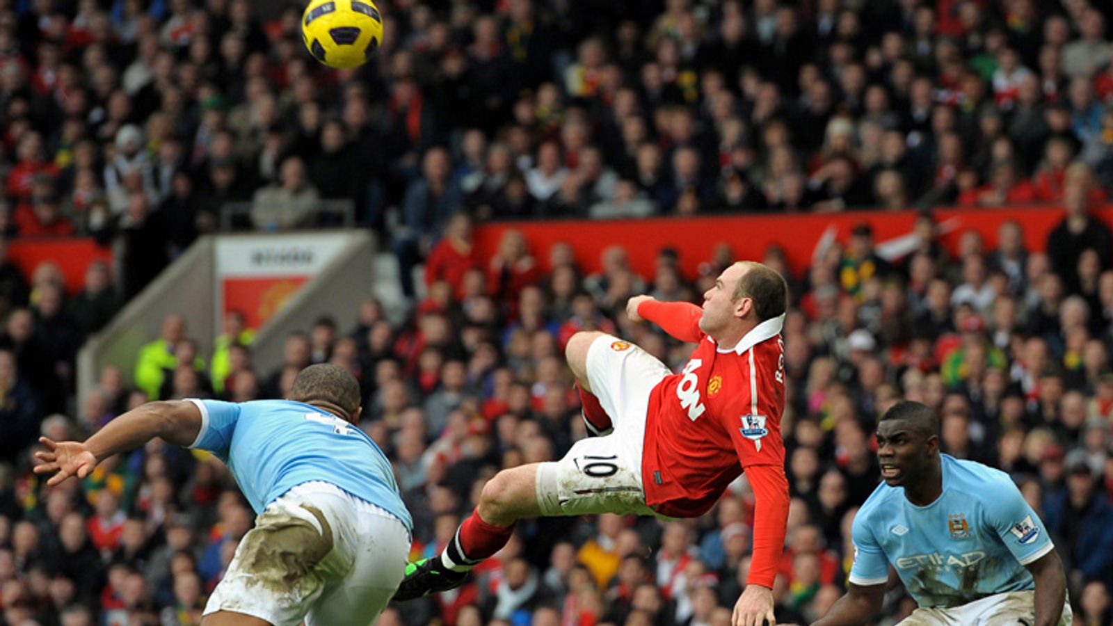 PL30 | Wayne Rooney's outrageous overhead kick | 2011 | Football News ...