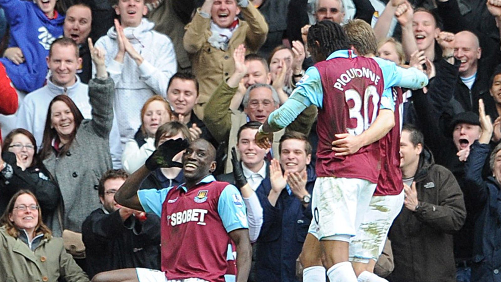 Ba continues to help the fight | Football News | Sky Sports