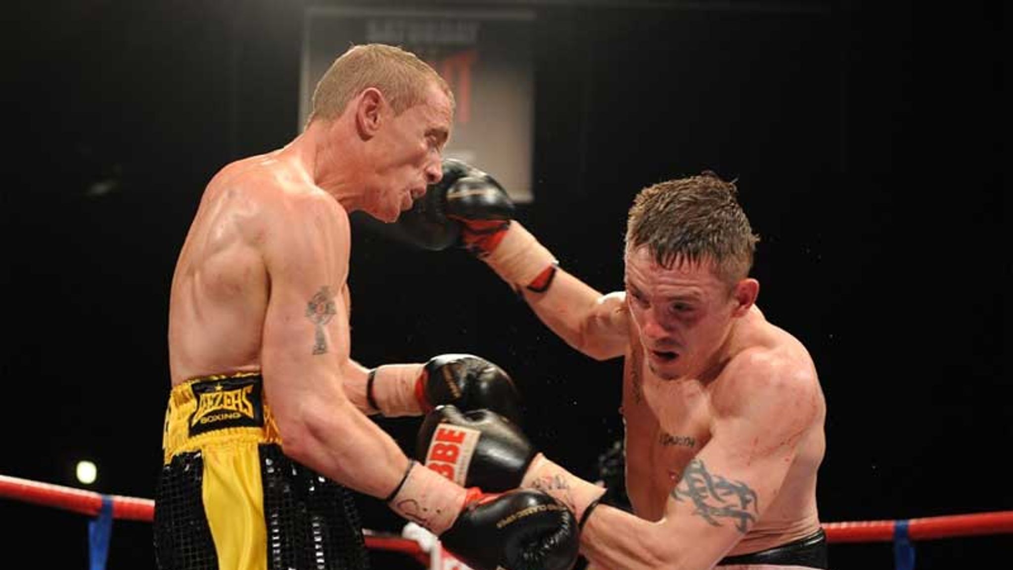 Booth battles past Arthur | Boxing News | Sky Sports