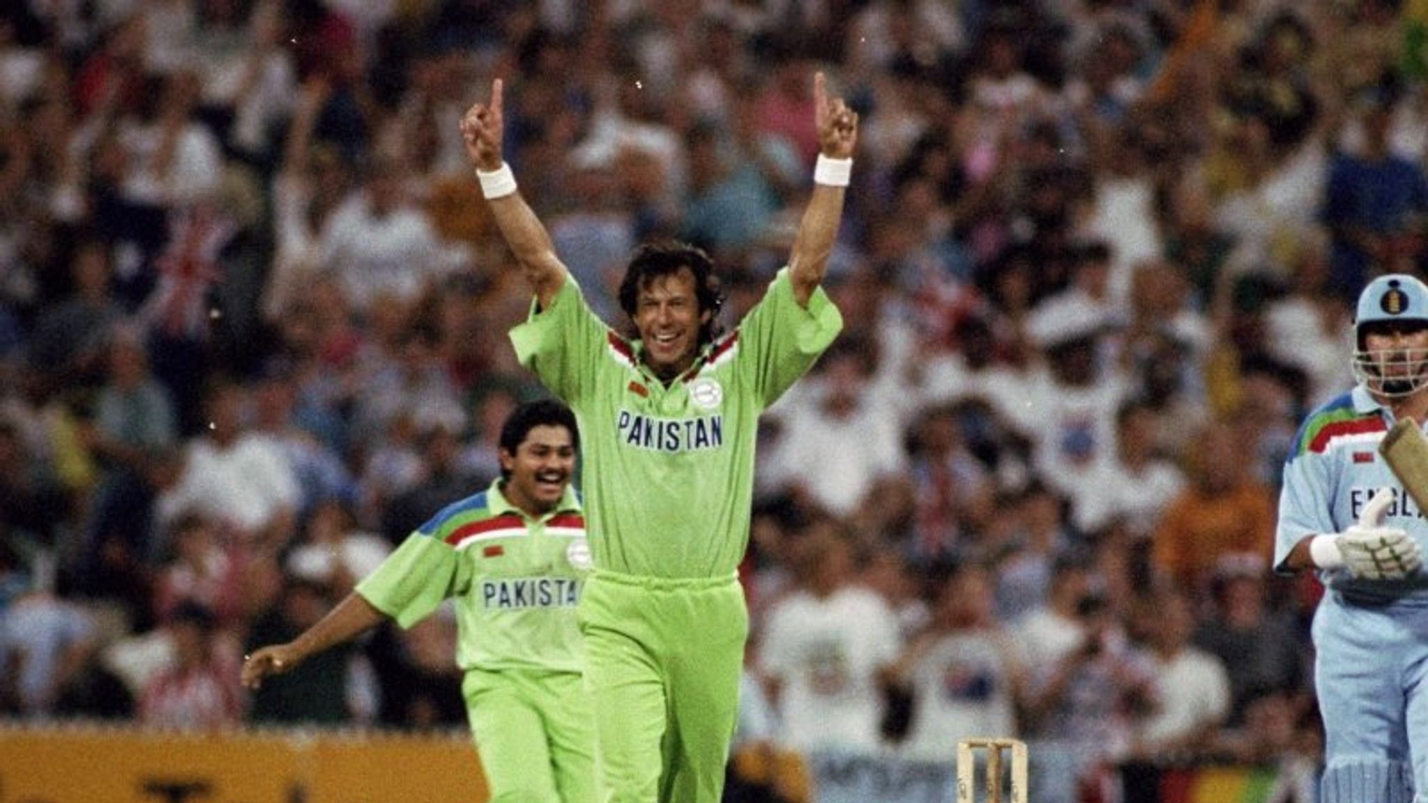 Imran Khan: Former Pakistan cricketer and Prime Minister shot in leg in apparent assassination ...