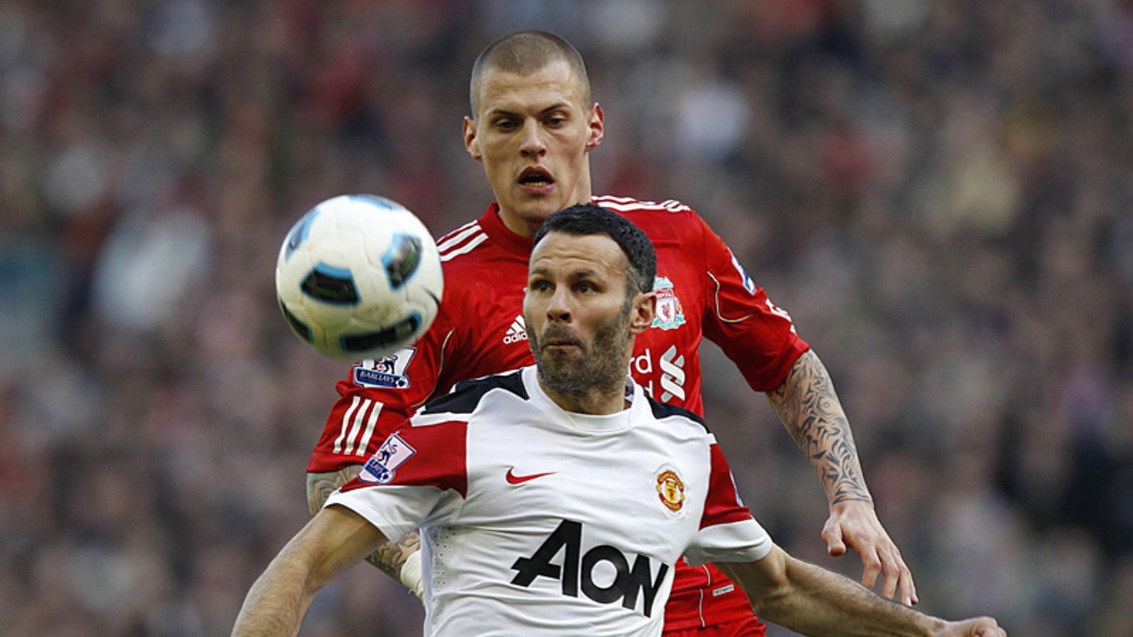 Giggs keeps a level head | Football News | Sky Sports