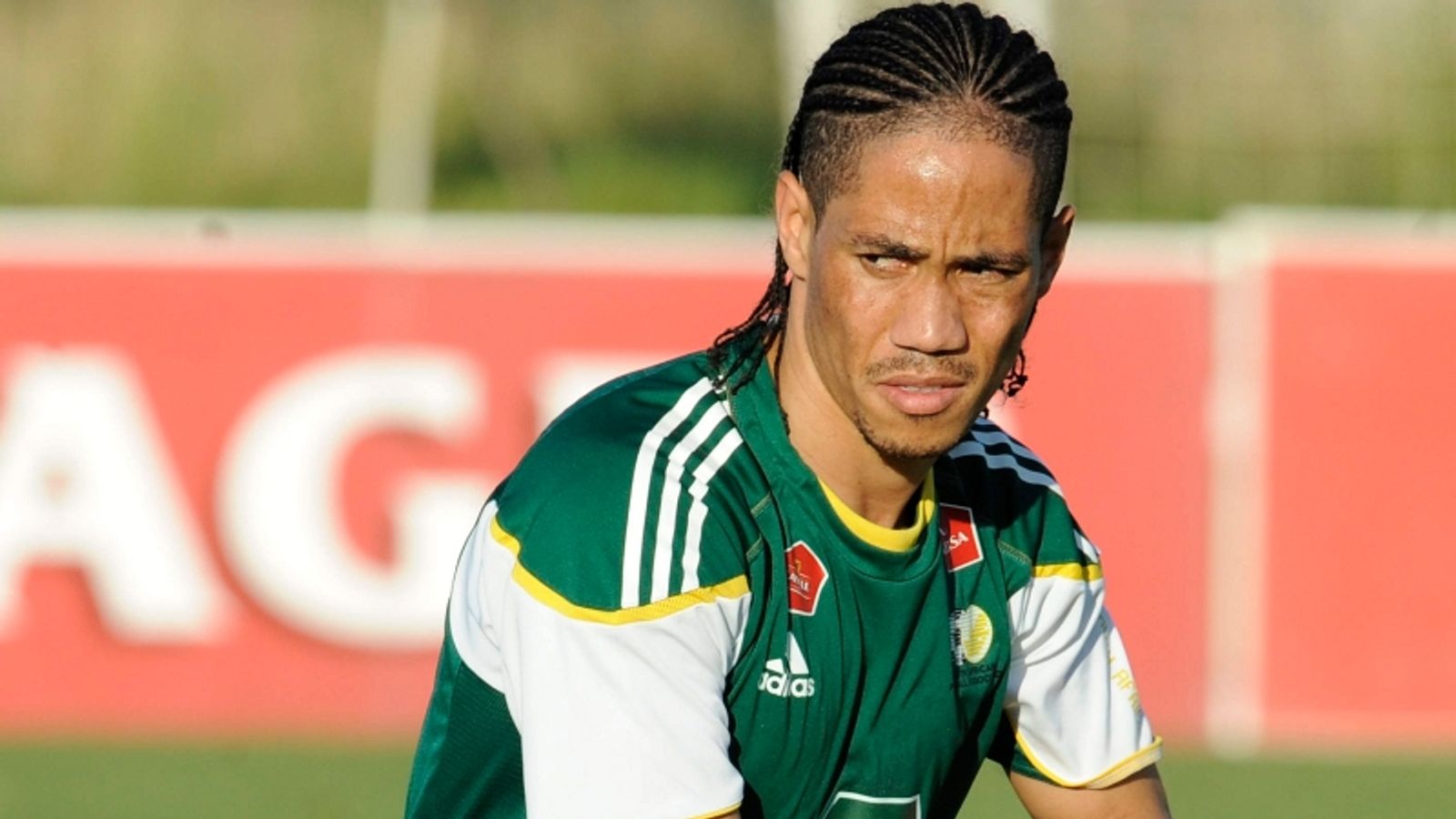 Pienaar set for surgery | Football News | Sky Sports