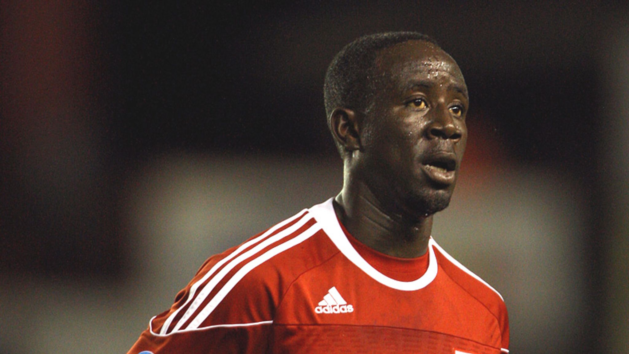 Robins - Adomah going nowhere | Football News | Sky Sports